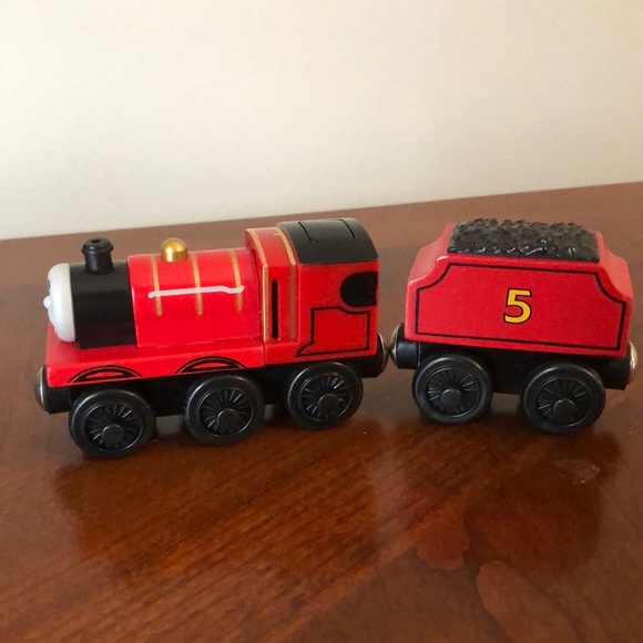 Thomas & Friends | Toys | Thomas The Train Talking James Train Set ...